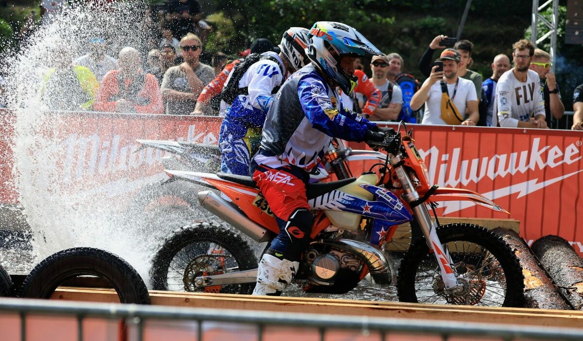 Atom action on the track